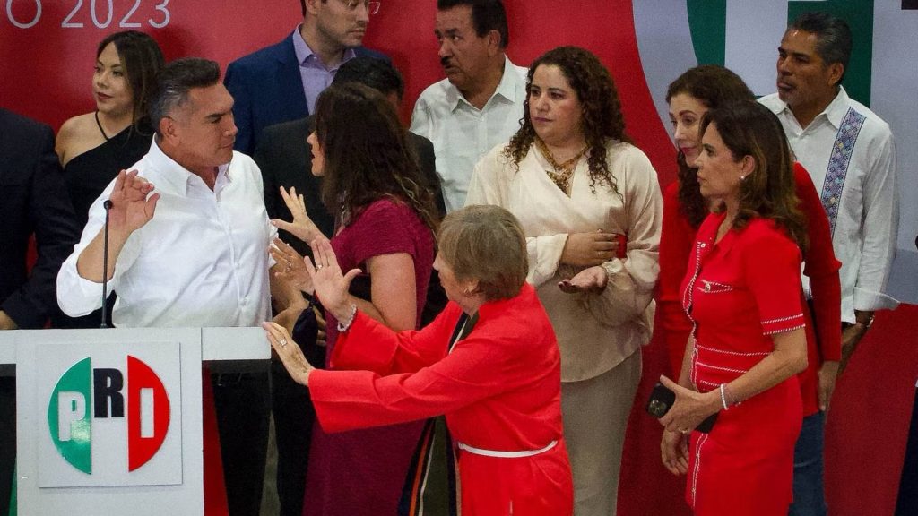 La caída del PRI: la historia del partido que pasó de gobernar a México ...