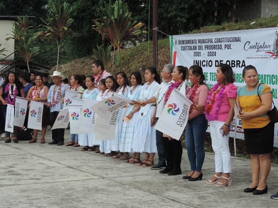 Gobierno de Cuetzalan inicia construcción de techado en Bachillerato de Xiloxochico - La Ruleta